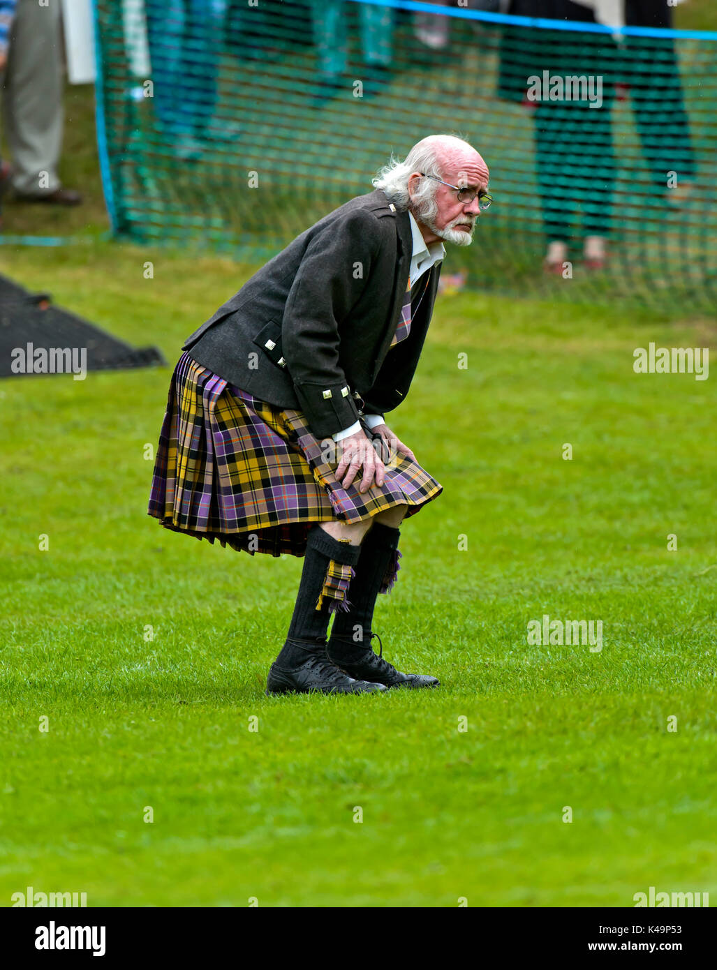 Dressed in scottish kilt hi-res stock photography and images - Alamy