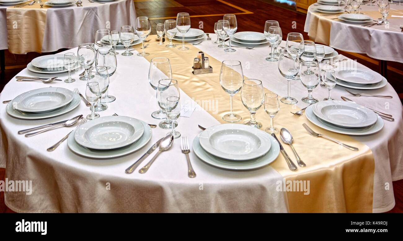 Covered items hi-res stock photography and images - Alamy