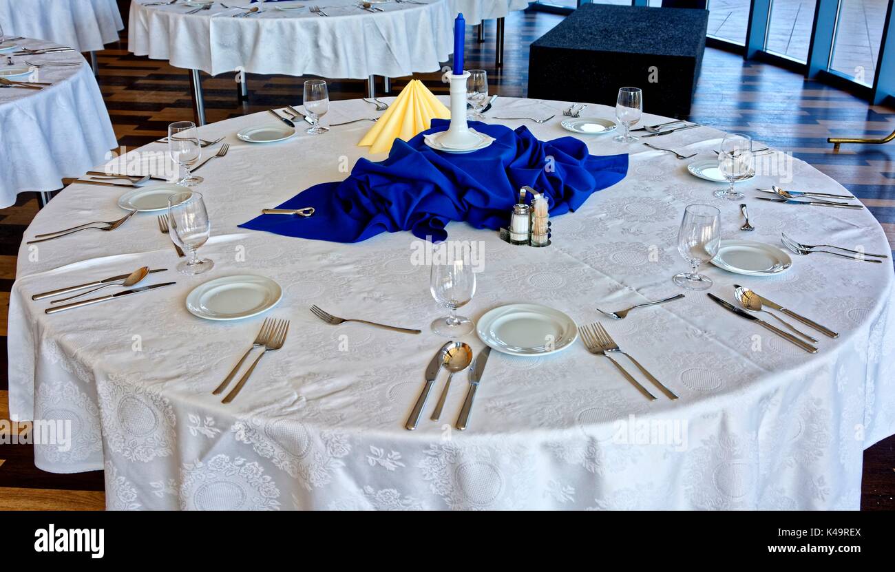 Sparsely hi-res stock photography and images - Alamy