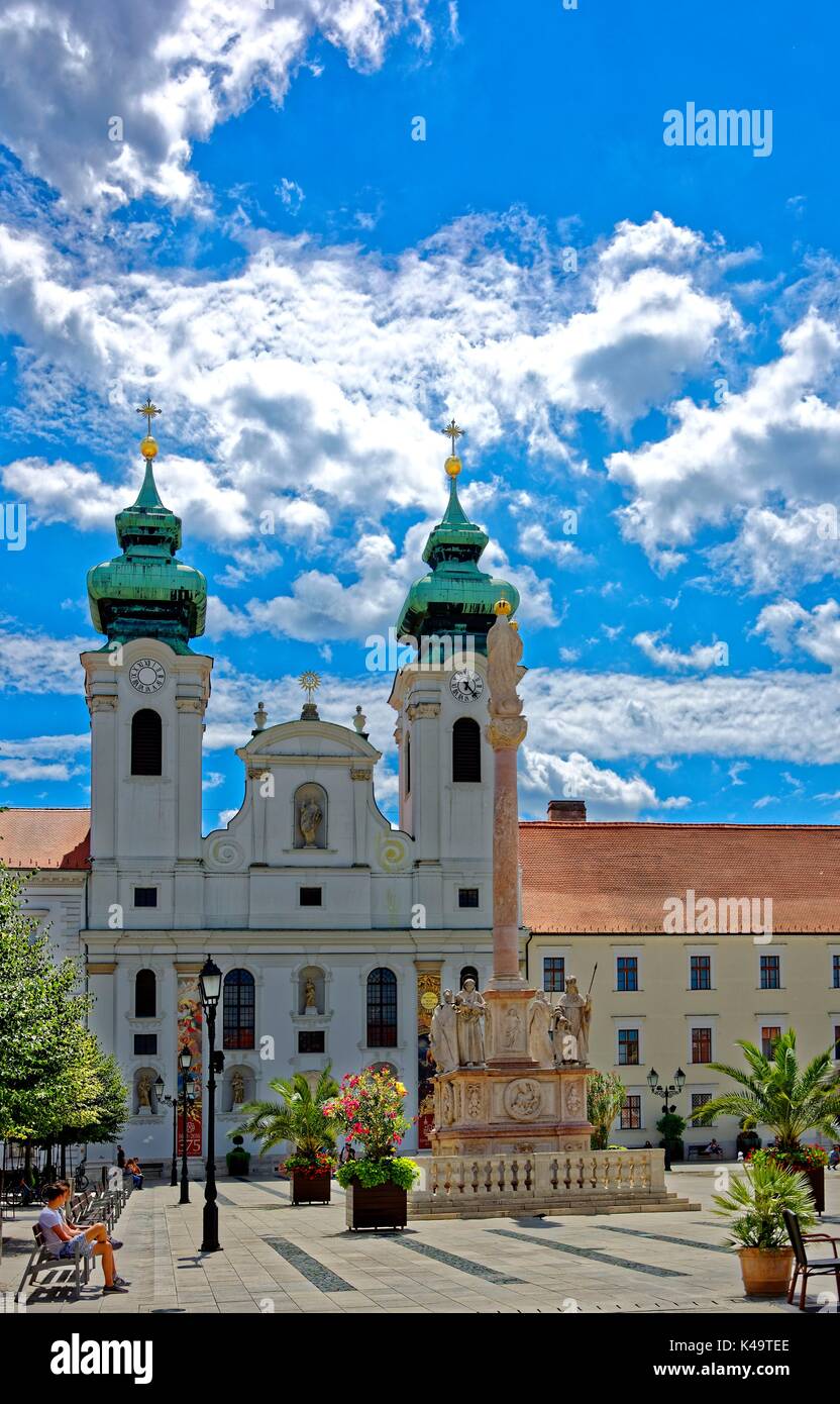 Column structures hi-res stock photography and images - Alamy