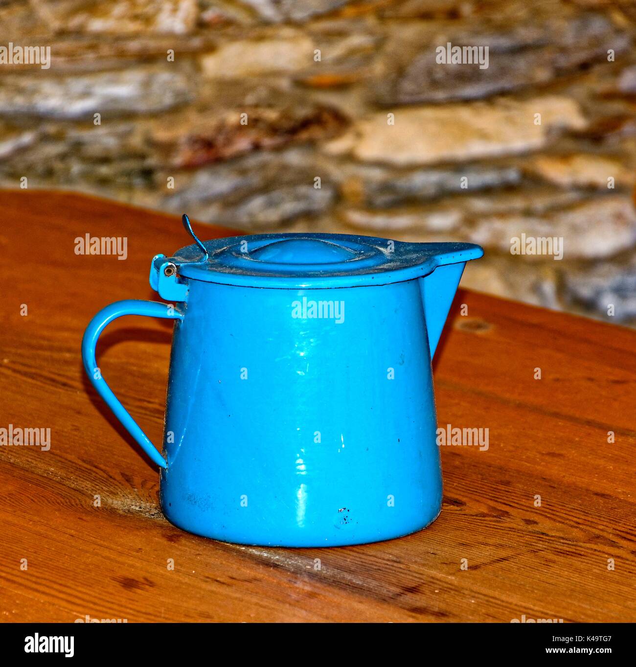 Enamel coating hi-res stock photography and images - Alamy
