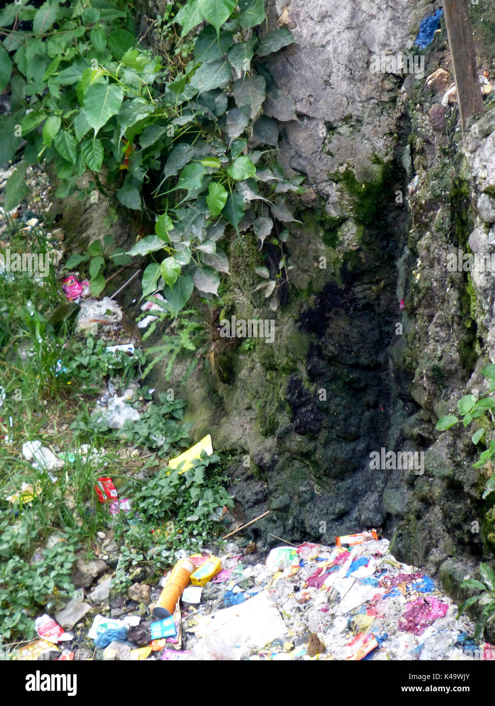 Heavily polluted water hi-res stock photography and images - Alamy