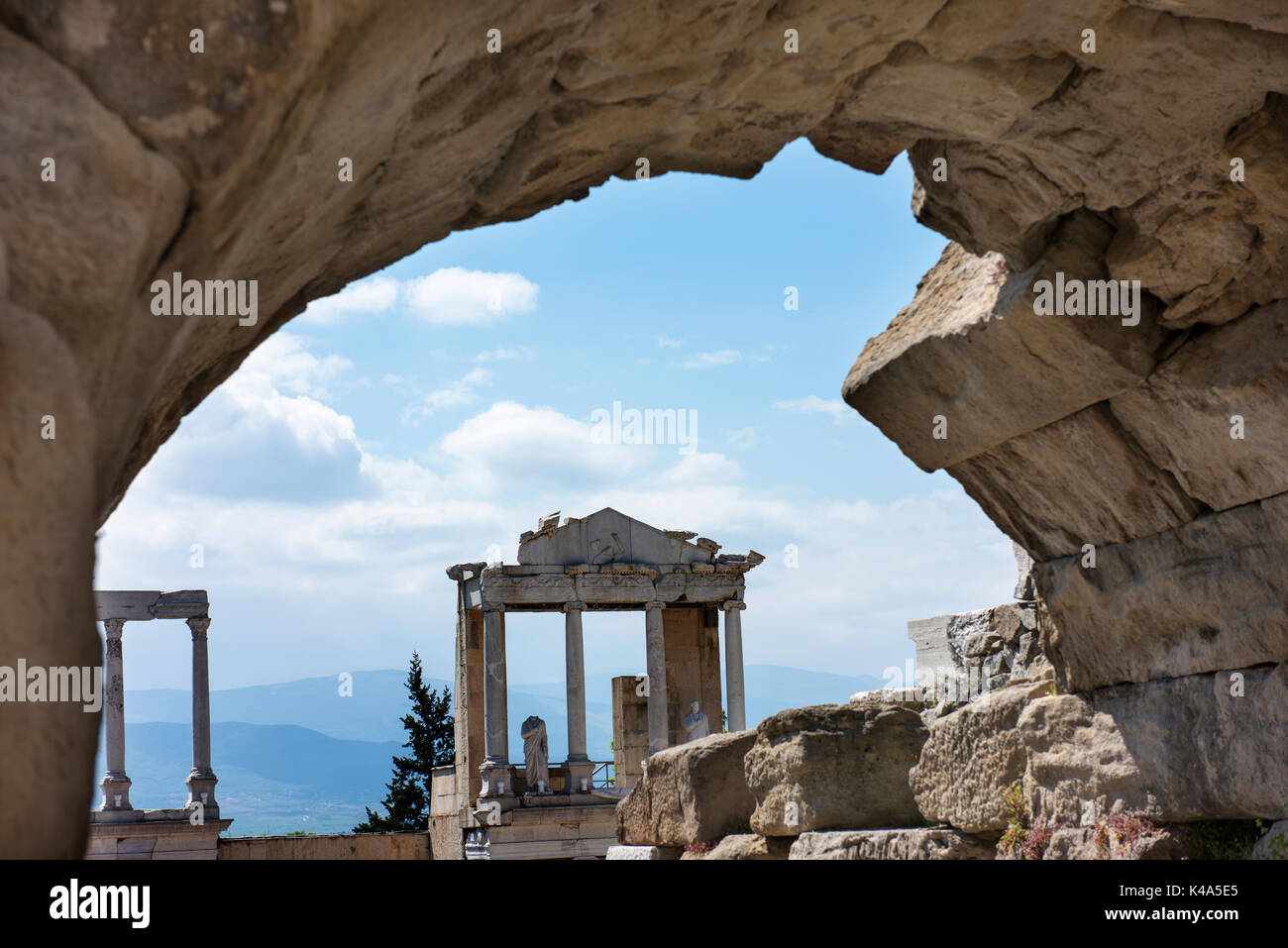 Roman entrance hi-res stock photography and images - Alamy