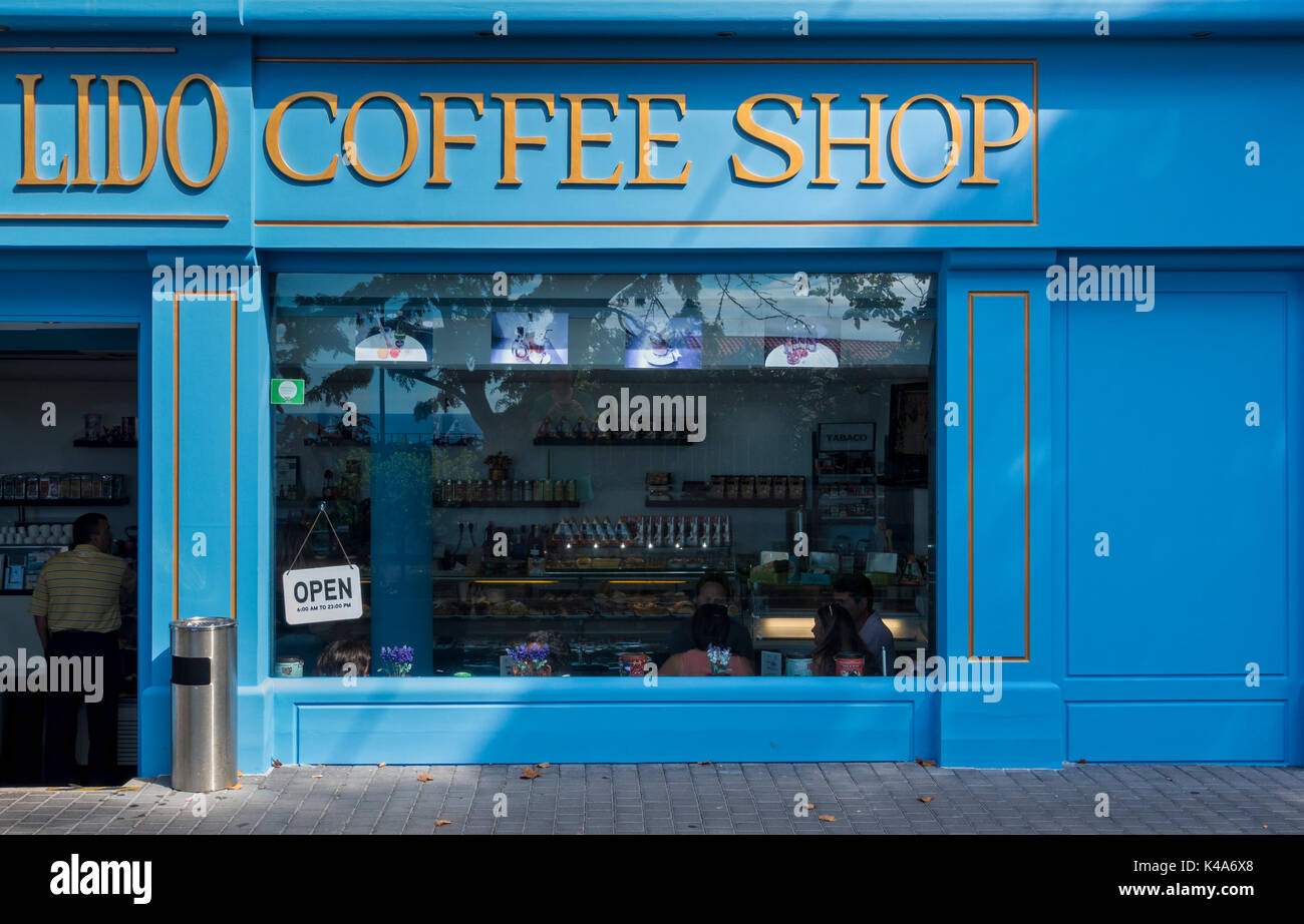 Coffeeshop common hi-res stock photography and images - Alamy