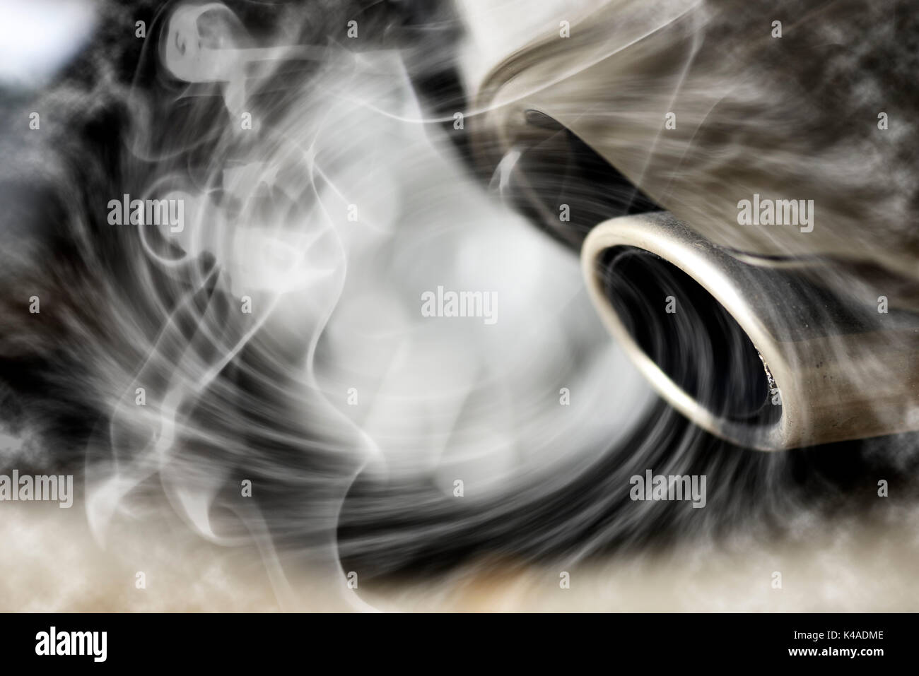 Exhaust Fumes Traffic Stock Photos & Exhaust Fumes Traffic Stock Images ...
