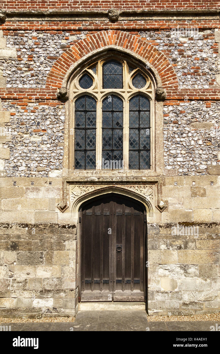 Medieval foundations hi-res stock photography and images - Alamy