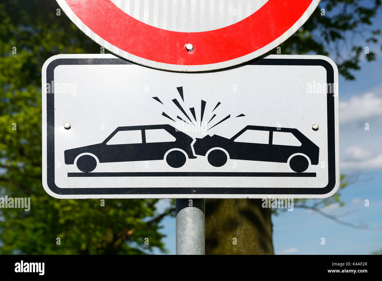 Accident Road Sign High Resolution Stock Photography and Images - Alamy