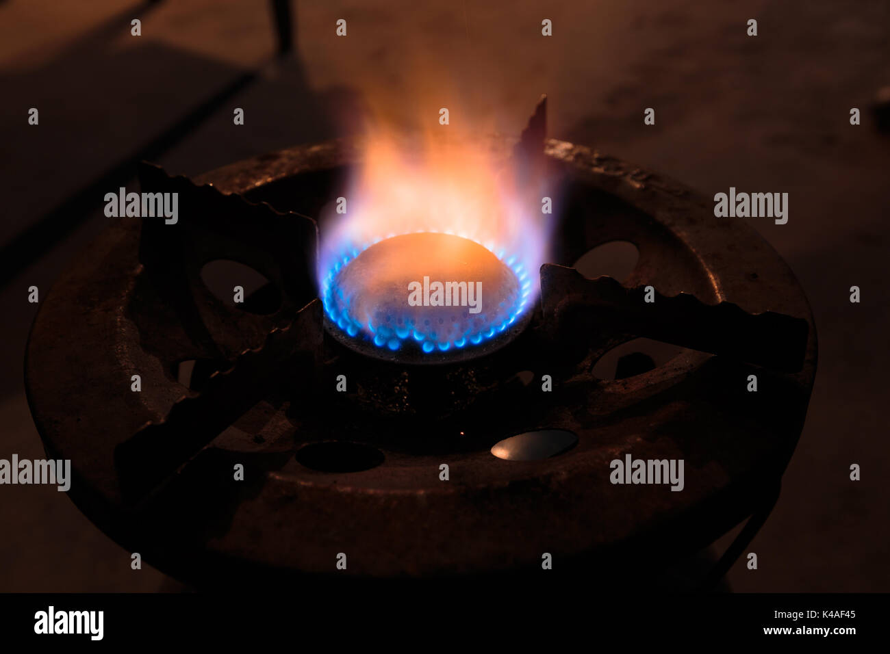 Charcoal for shisha on a gas burner Stock Photo - Alamy