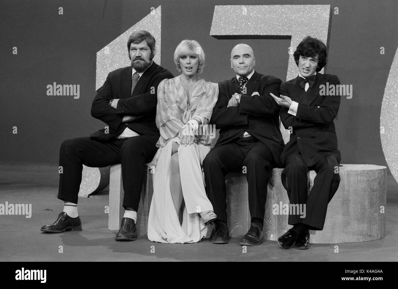 Deutsche Schauspielerin und Sängerin Elke Sommer zu Gast bei Ilja ...