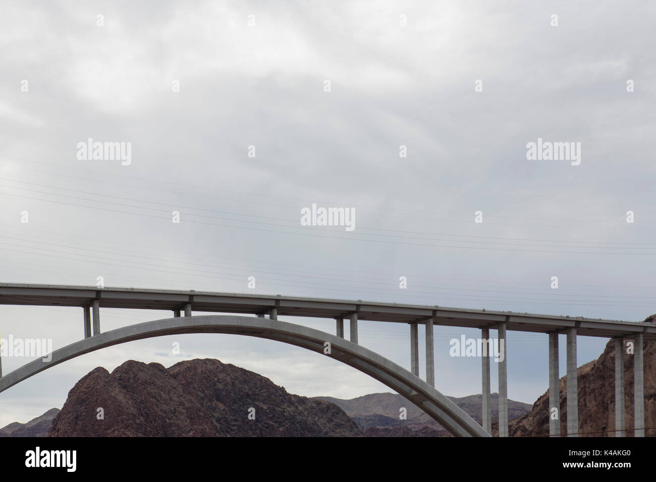Large arc of the road bridge at the Hoover Dam Stock Photo - Alamy