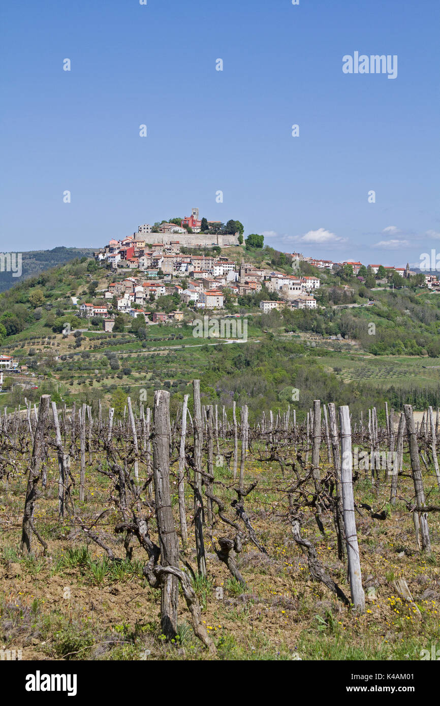 On The Evening Of A Bad Weather Day In Mirna Valley Stock Photo - Alamy
