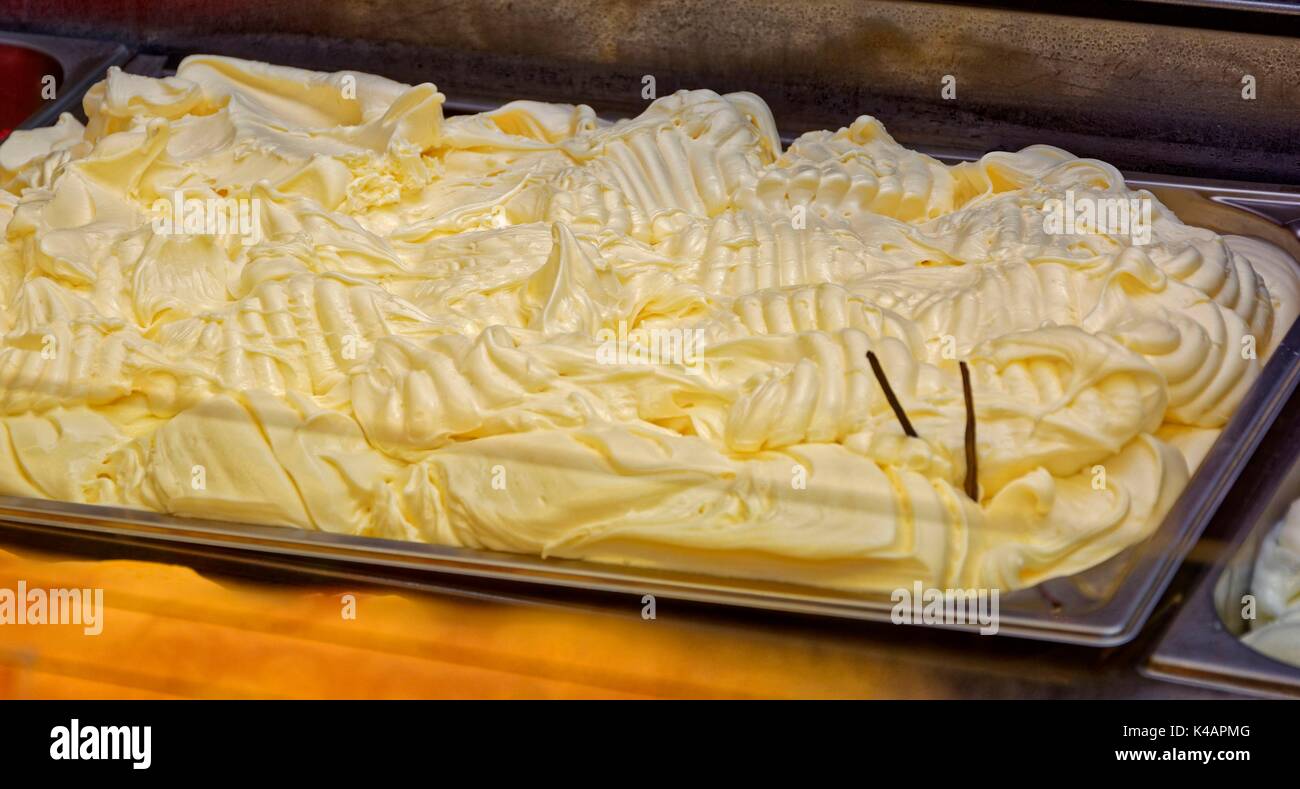 Vanilla Ice Cream In Metal Container Stock Photo - Alamy