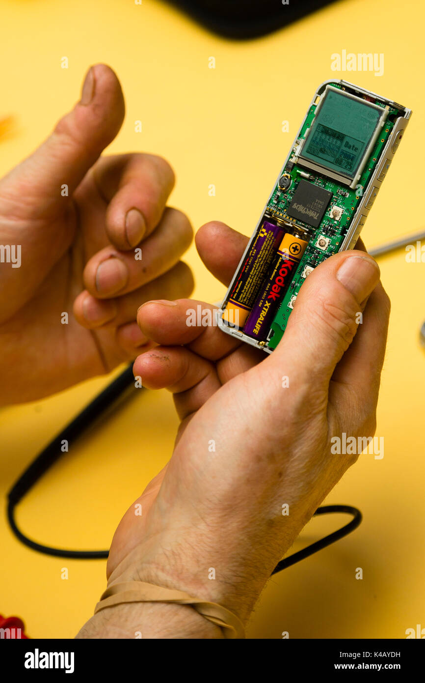 Broken tools hi-res stock photography and images - Alamy