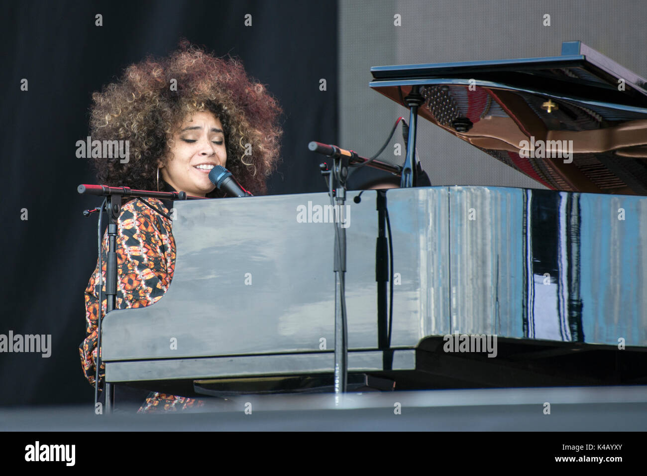 Kandace springs hi-res stock photography and images - Alamy