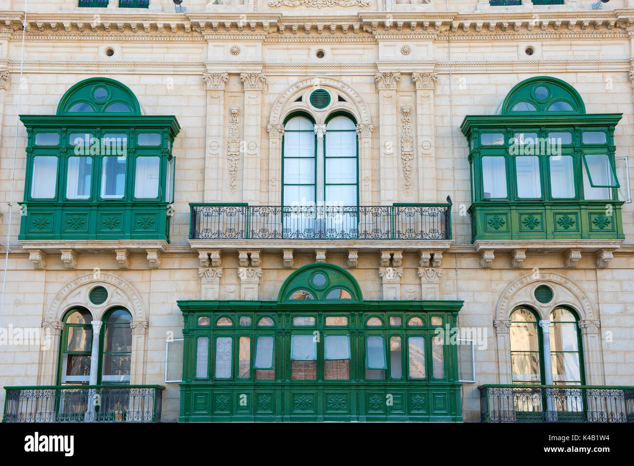 Green balcony in the capital city of Valetta. Malta Stock Photo - Alamy