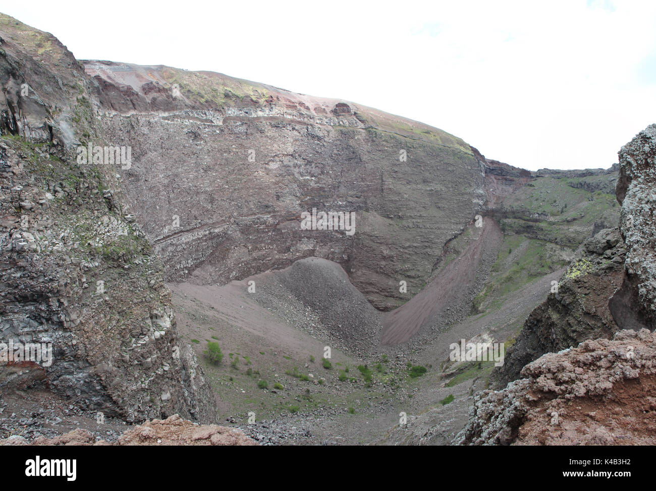 Crater of the vesuvius volcano hi-res stock photography and images - Alamy