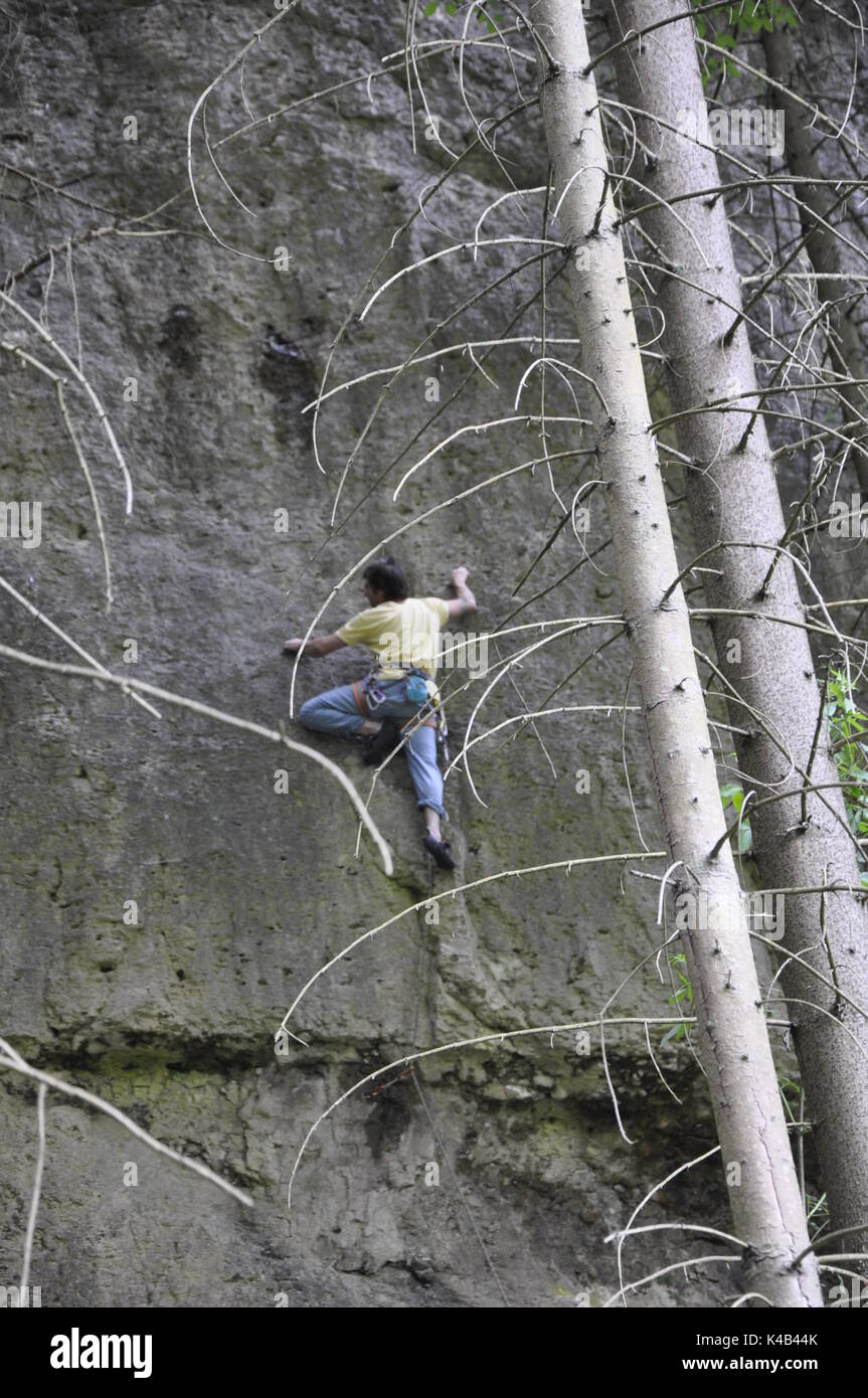 Individual boulder hi-res stock photography and images - Alamy