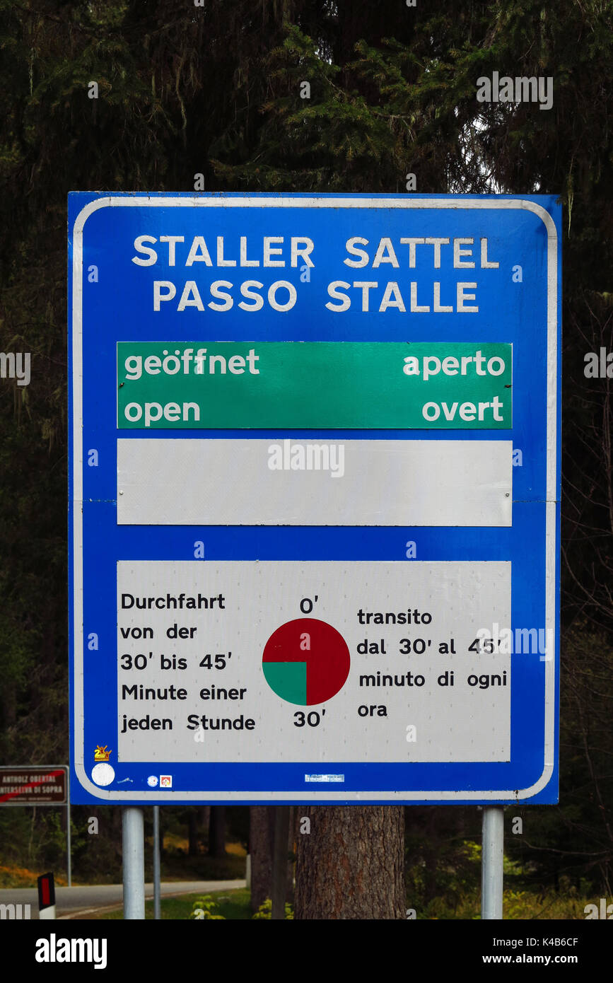 Staller pass hi-res stock photography and images - Alamy