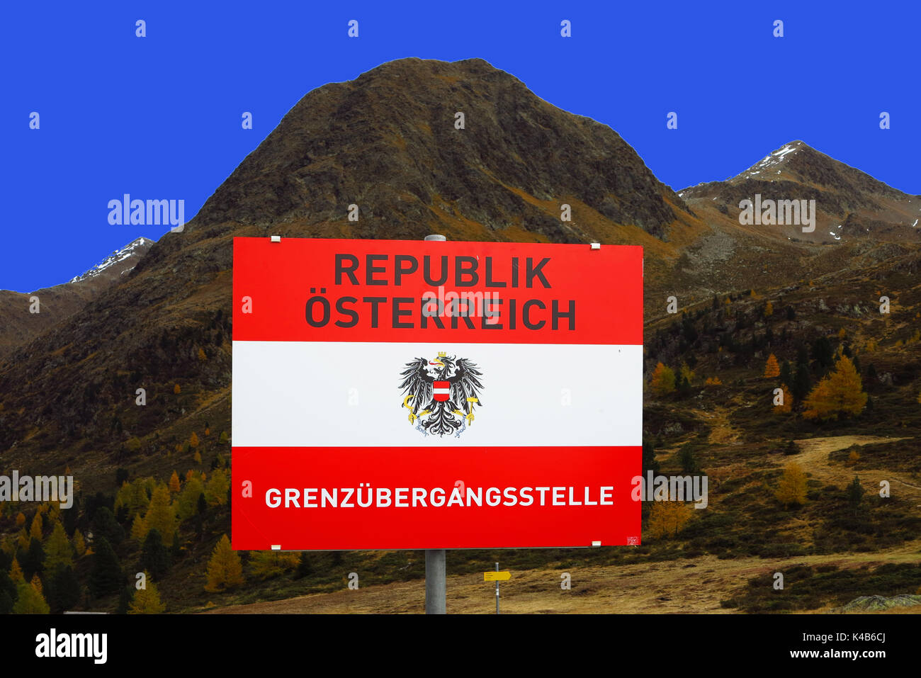 Border crossing italy austria hi-res stock photography and images - Alamy