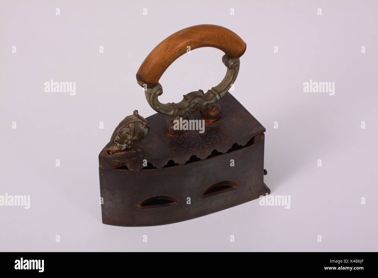 Medieval documents hi-res stock photography and images - Alamy