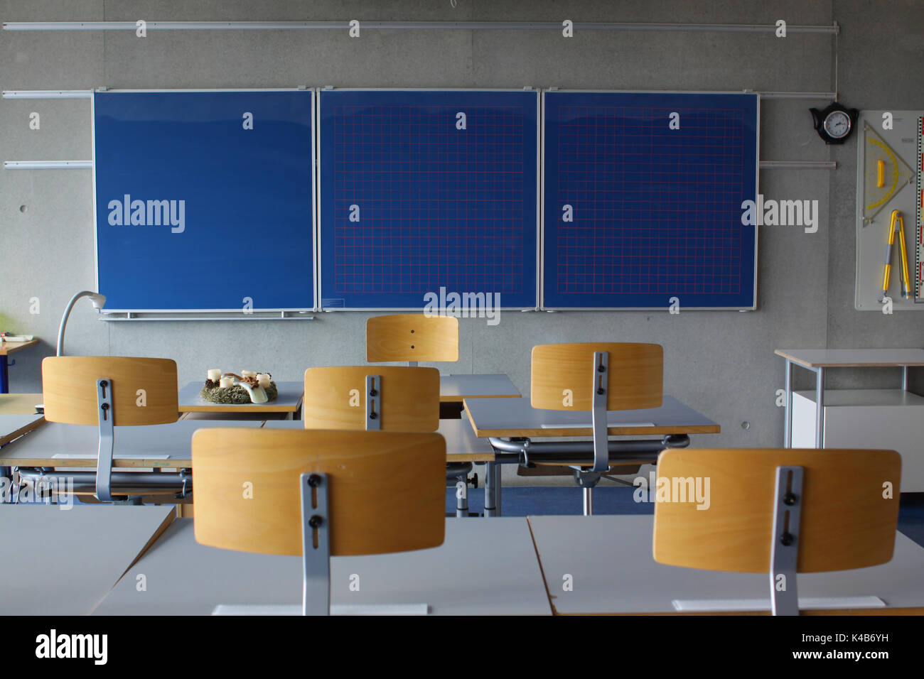 School aerial classroom hi-res stock photography and images - Alamy