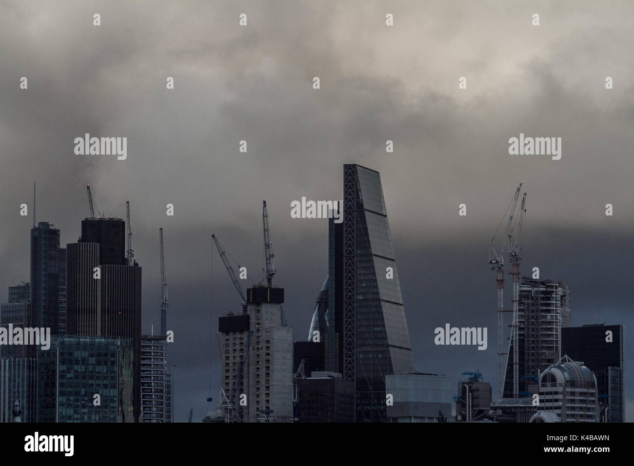 Changing unsettled weather hi-res stock photography and images - Alamy