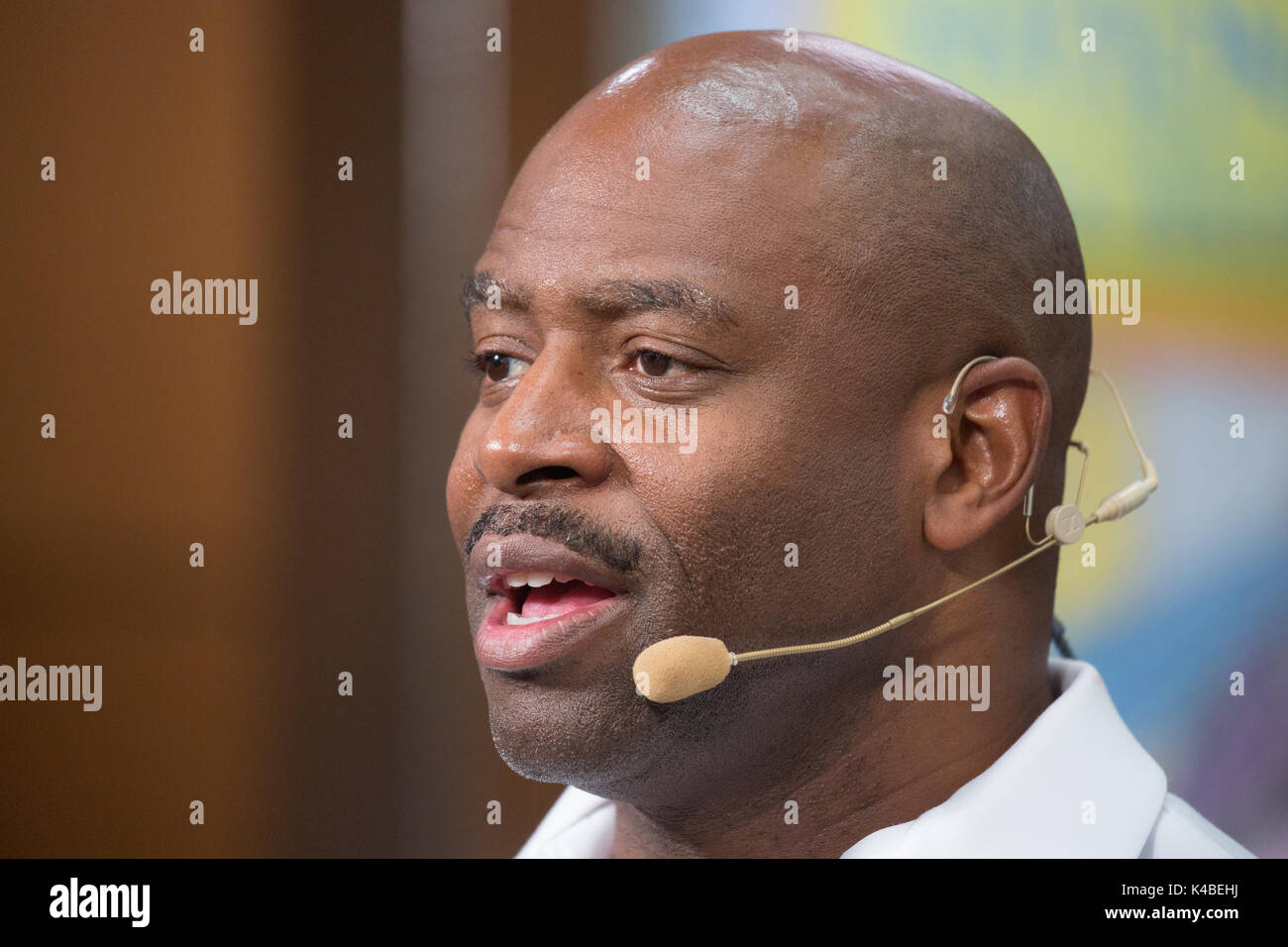 Astronaut Leland Melvin (photo) is interviewed by Peter Slen of C-SPAN ...