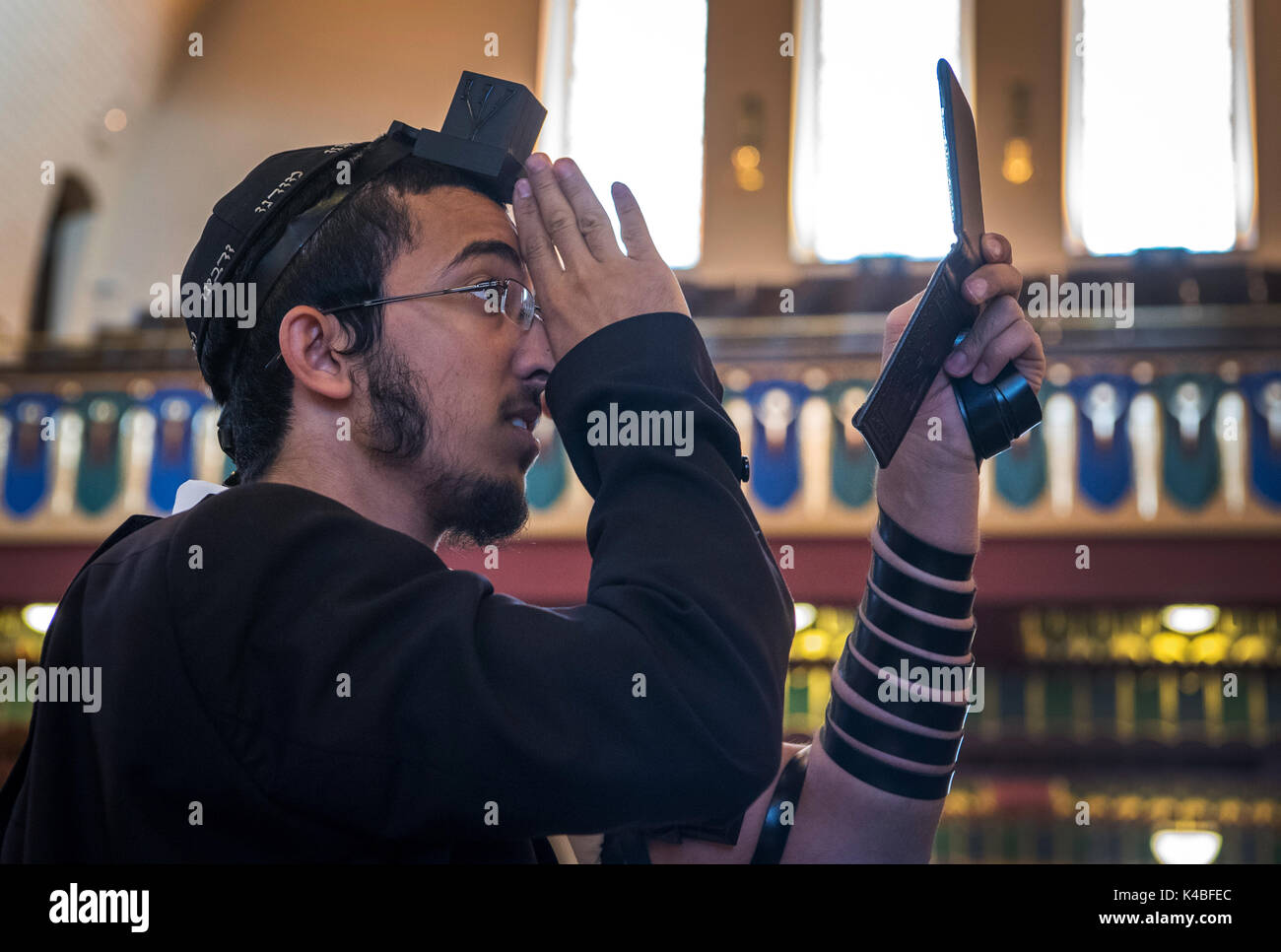 Tefilin hi-res stock photography and images - Alamy