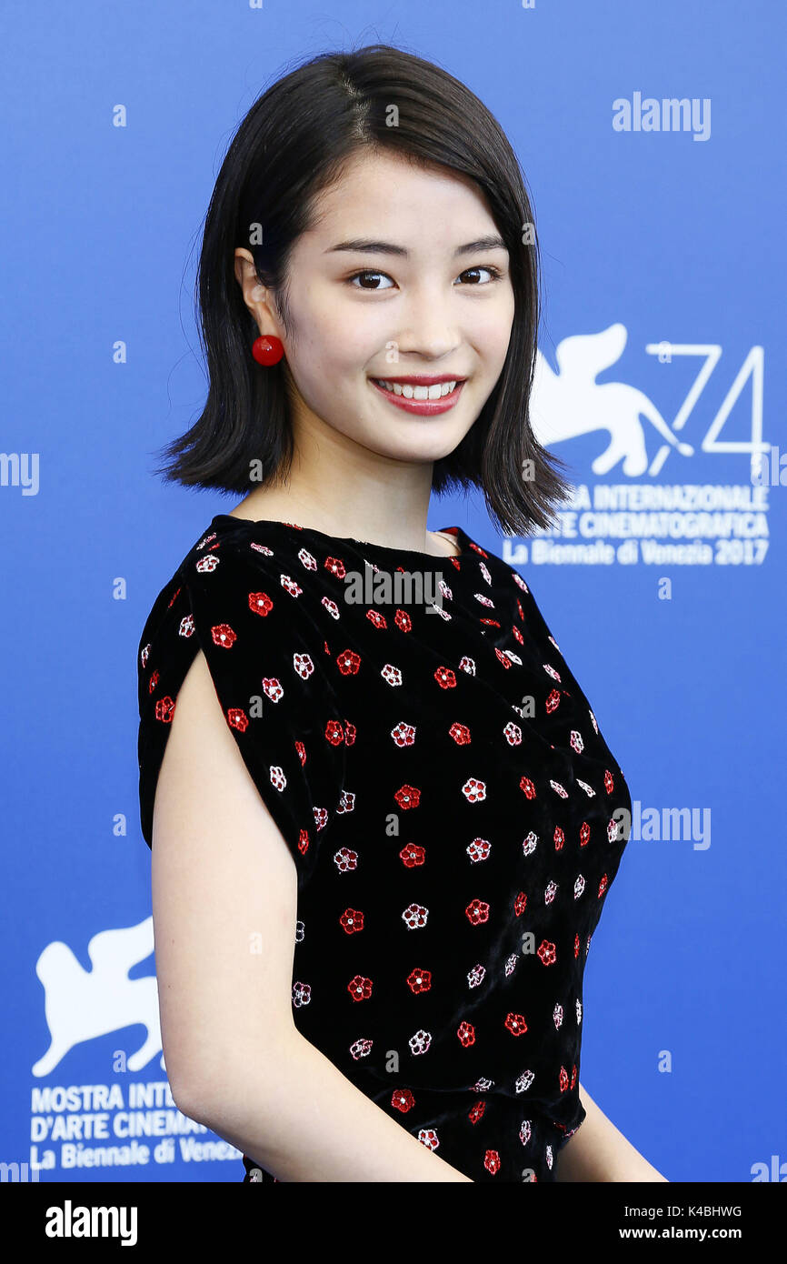 Suzu hirose hi-res stock photography and images - Alamy