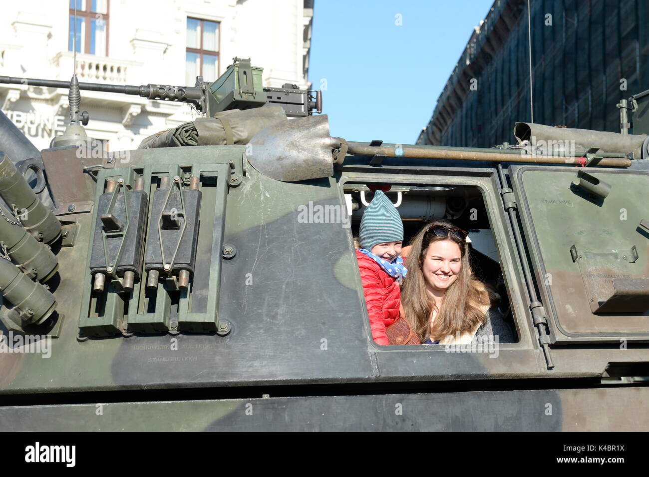 Austrian army tanks hi-res stock photography and images - Alamy