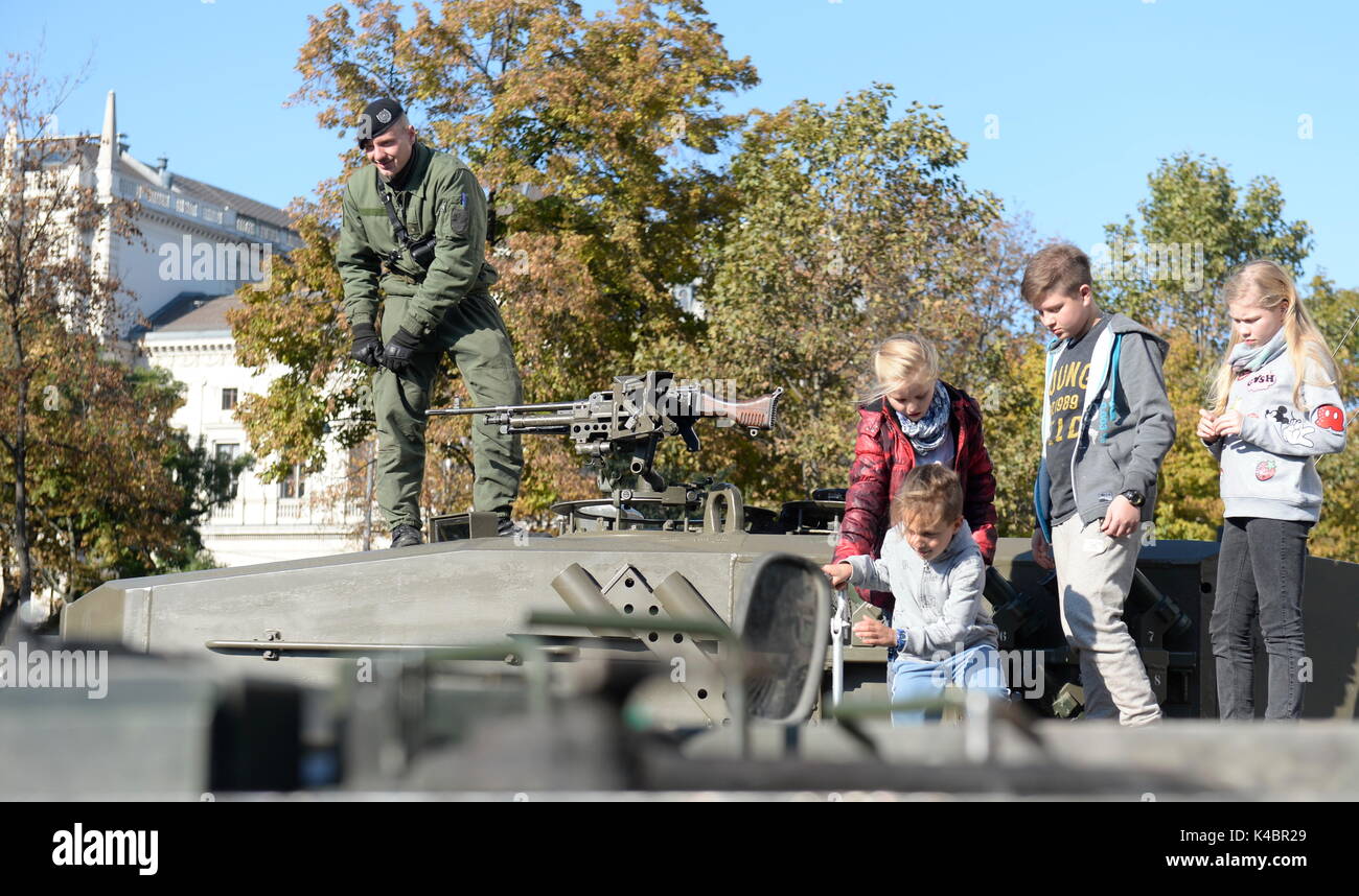 Austrian Army Tank High Resolution Stock Photography and Images - Alamy