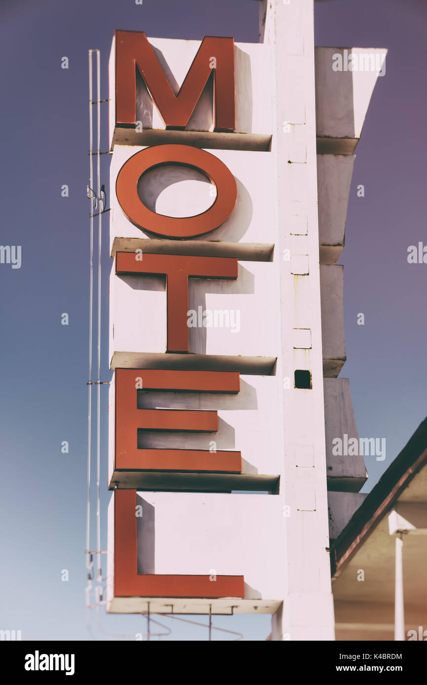 Route 66 vintage roadside motel hi-res stock photography and images - Alamy