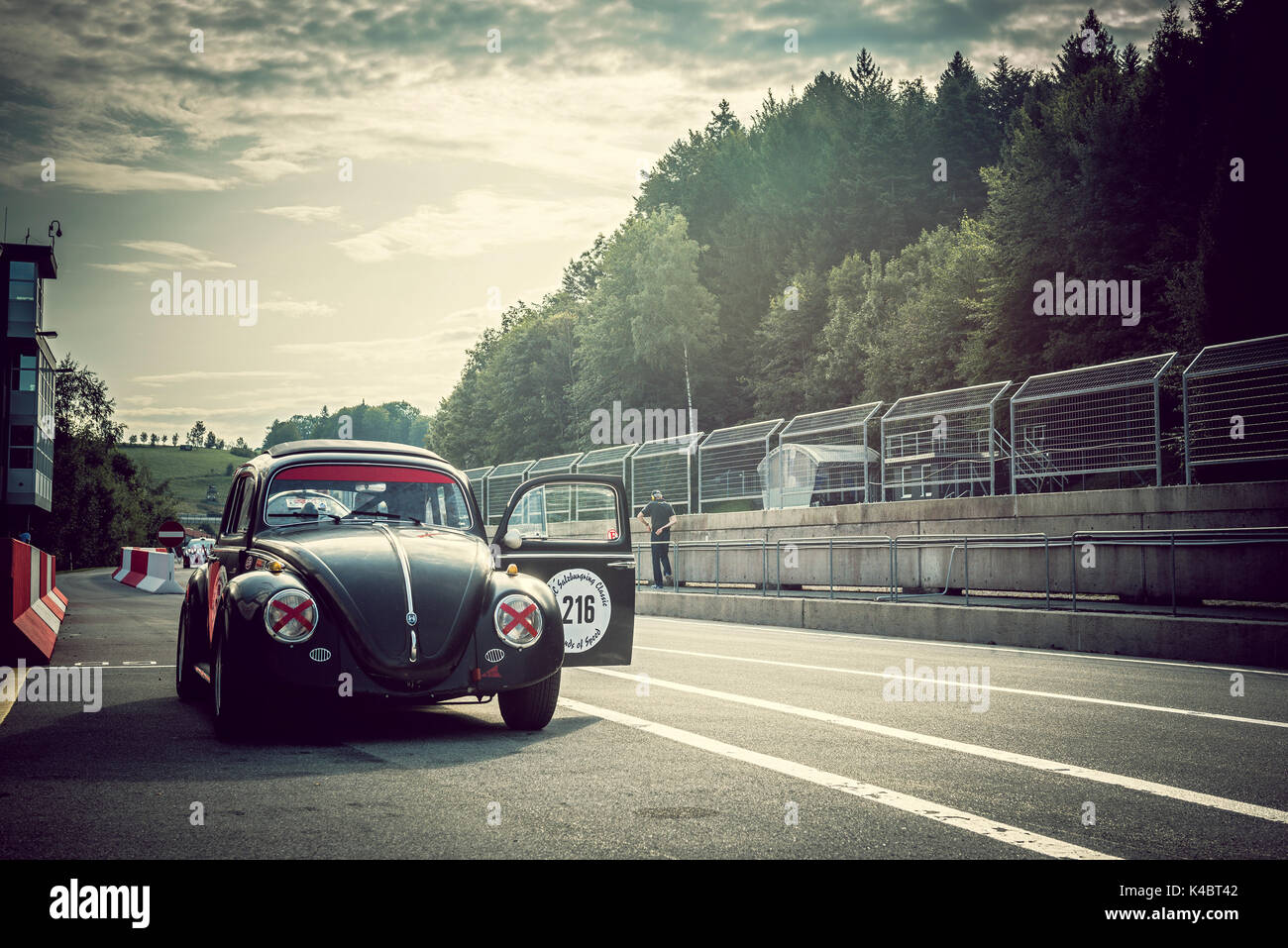 Vw beetle 1950s hi-res stock photography and images - Alamy