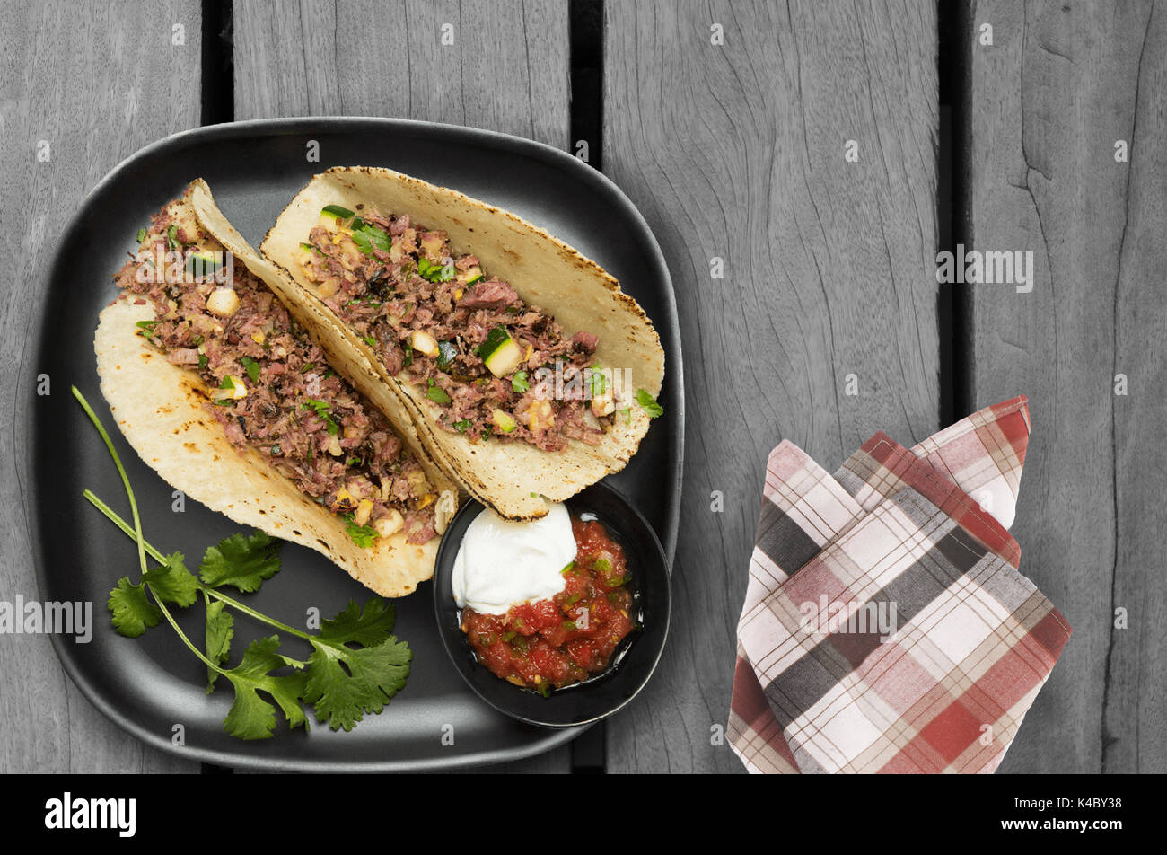 Tacos on slate plate hi-res stock photography and images - Alamy