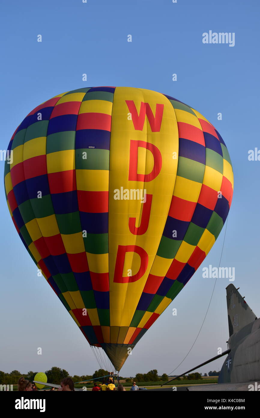 Tethered baloon hi-res stock photography and images - Alamy
