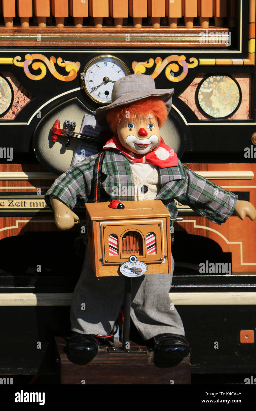 Hurdygurdy man hi-res stock photography and images - Alamy