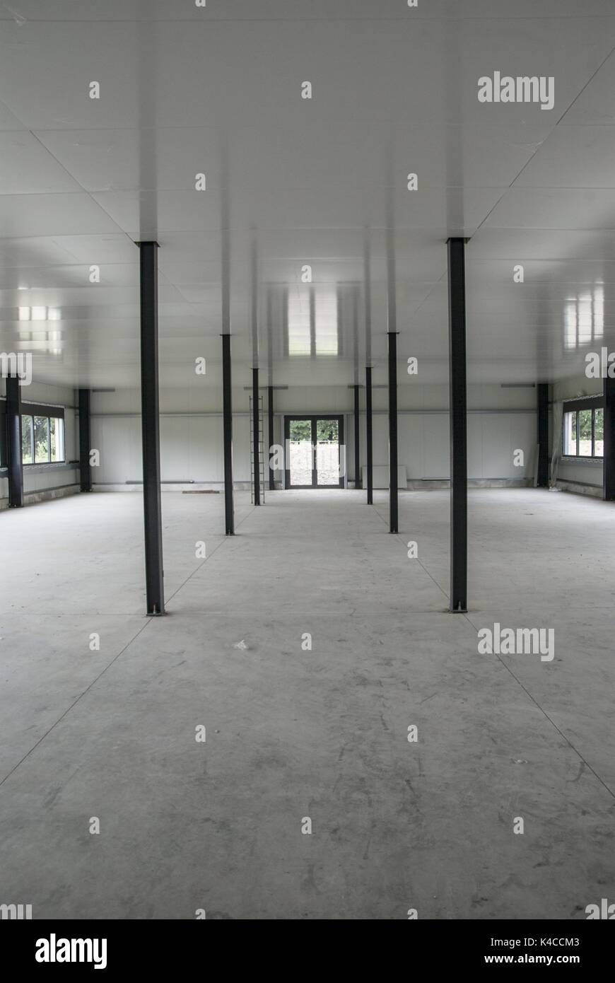 Building Site Shell Construction Stock Photo - Alamy