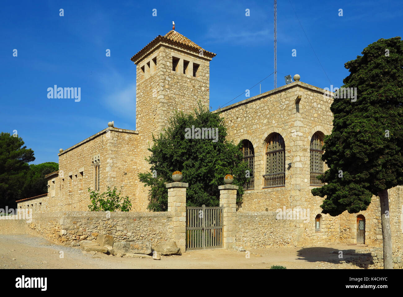 L escala hi-res stock photography and images - Alamy