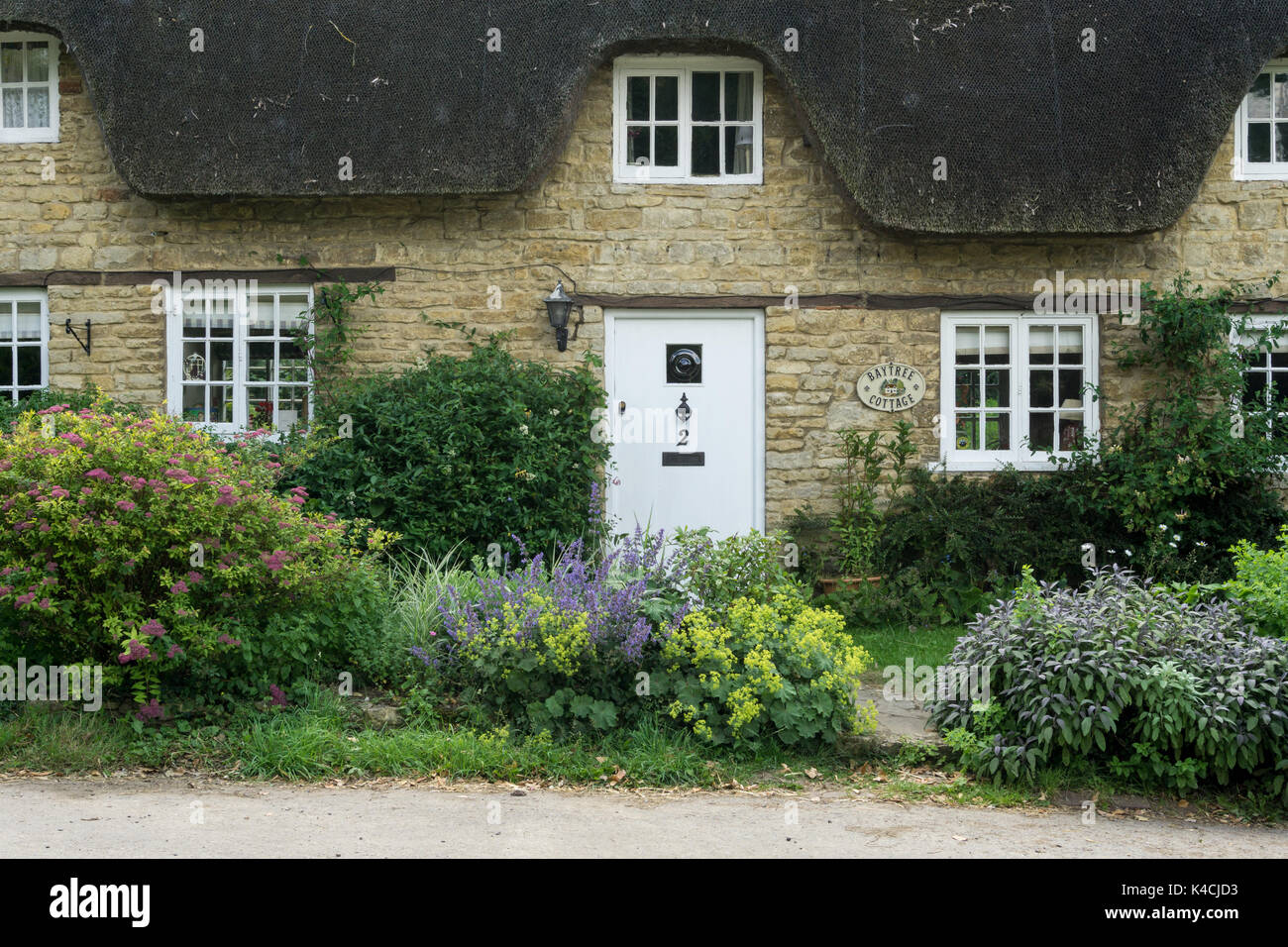 Perfect front door house hi-res stock photography and images - Alamy