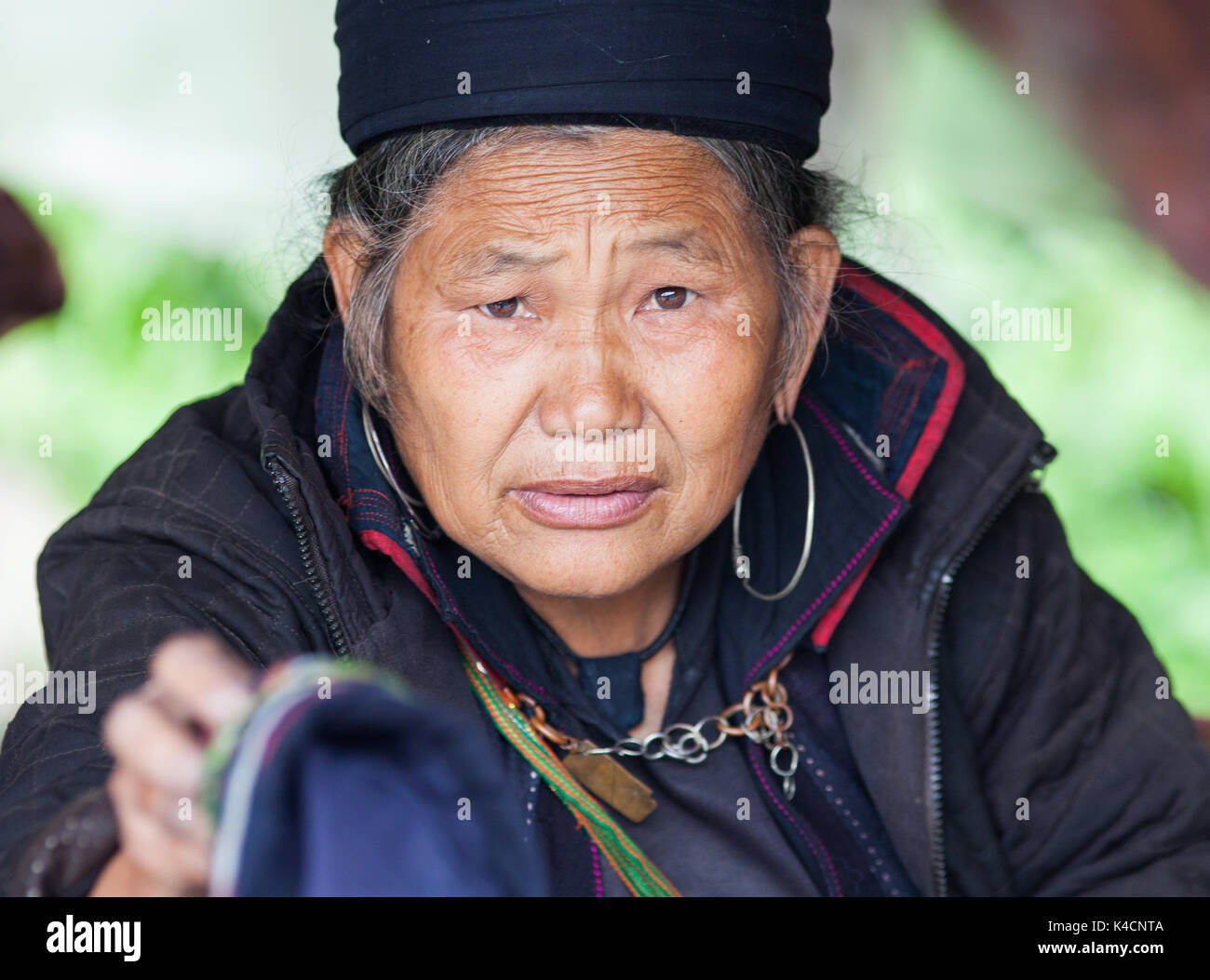 SA PA, VIETNAM - AUGUST 2017: Portrait of black hmong ethnic minority ...