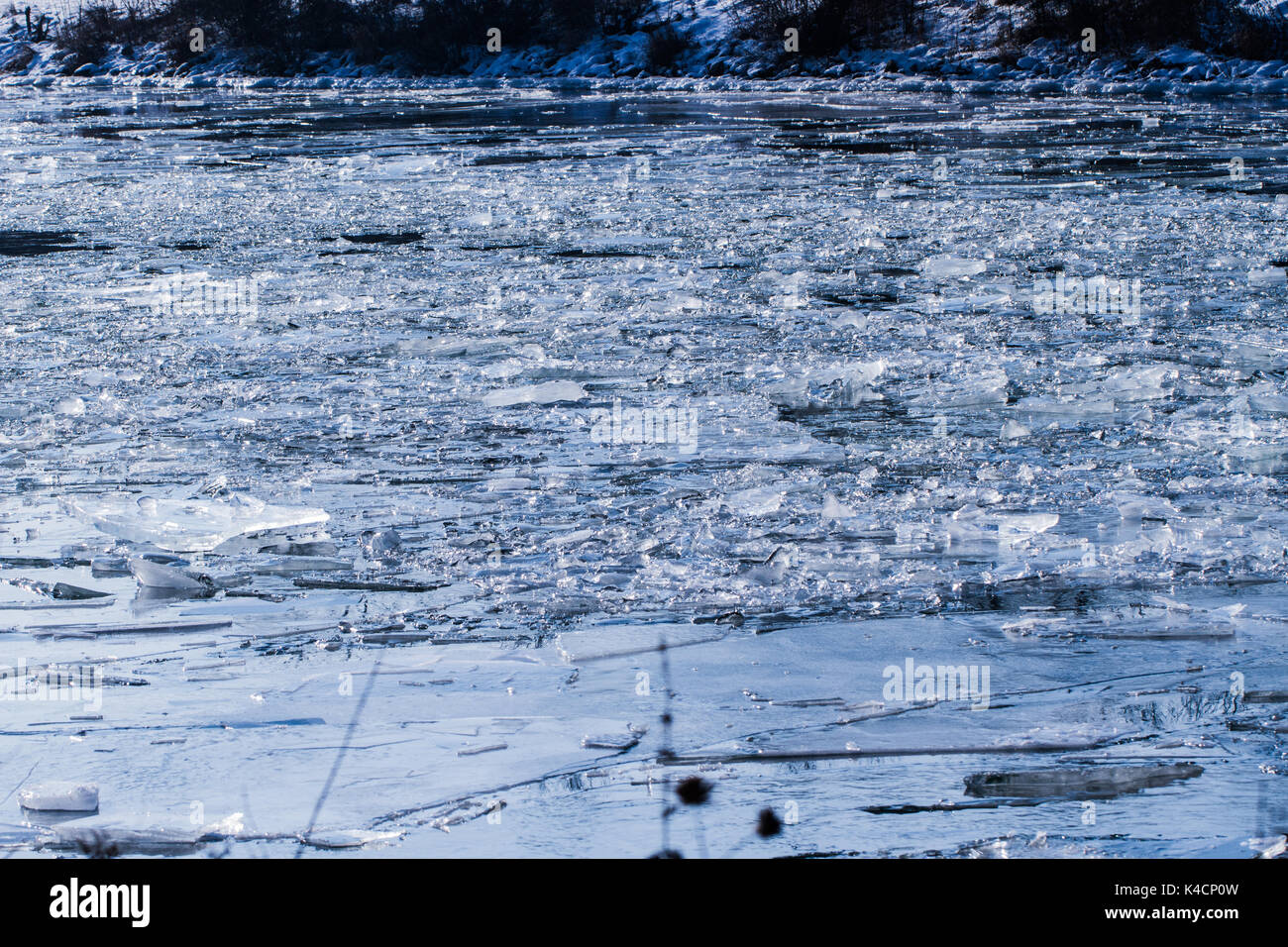 Block Of Ice Stock Photo - Alamy