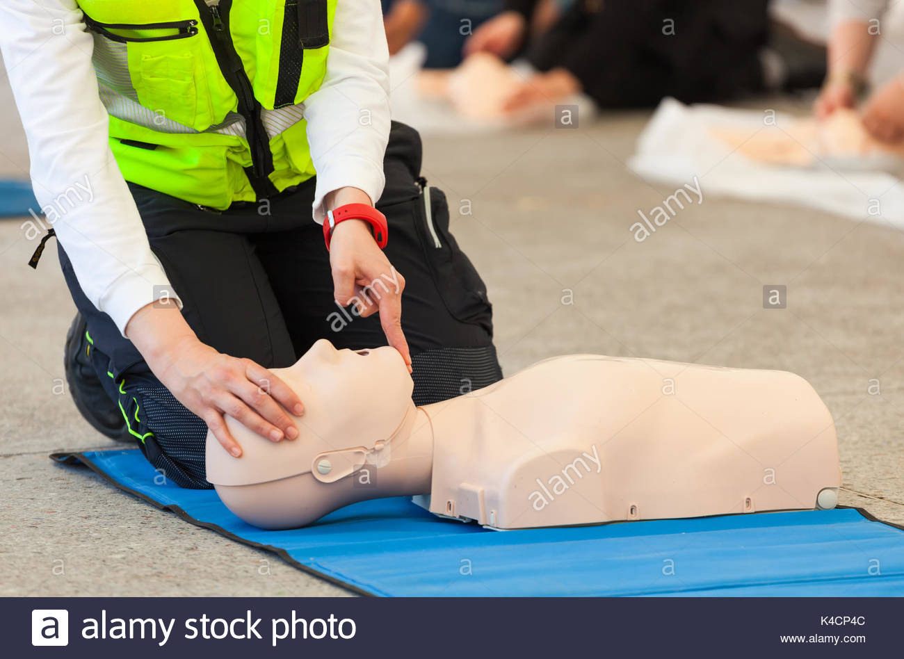 Cpr Dummy Female Stock Photos & Cpr Dummy Female Stock Images - Alamy