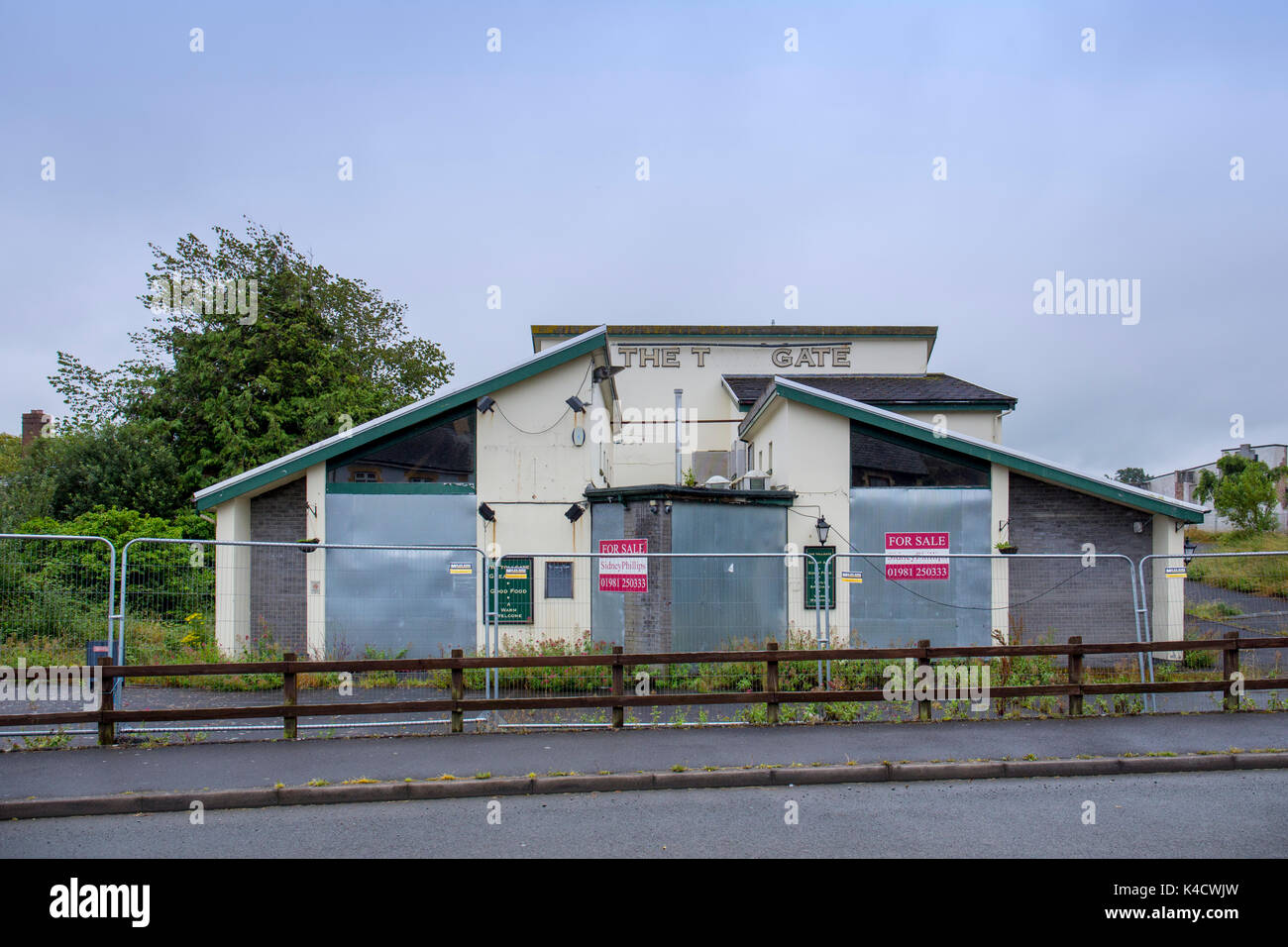 Tollgate inn hi-res stock photography and images - Alamy