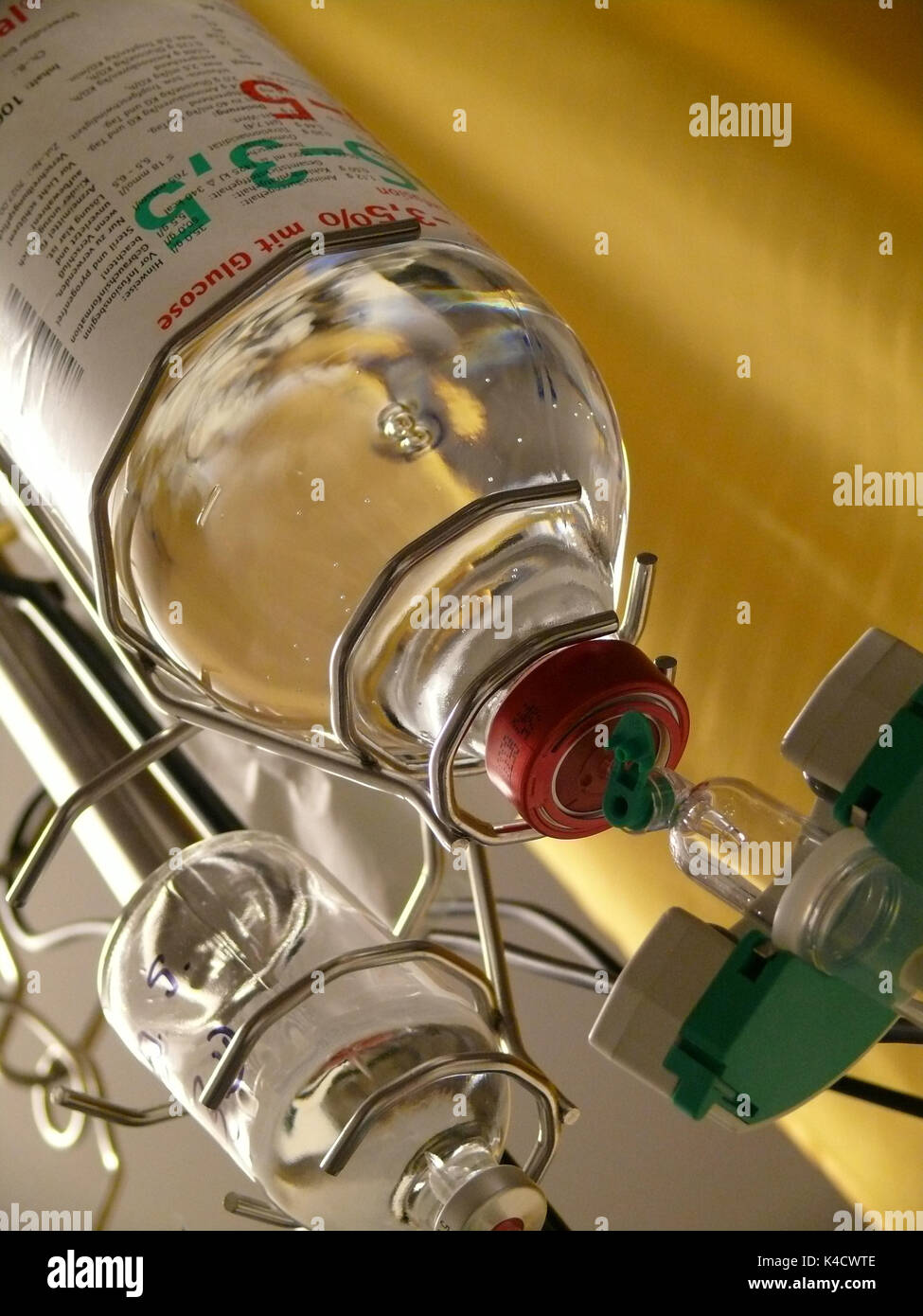 Intravenous infusions hi-res stock photography and images - Alamy