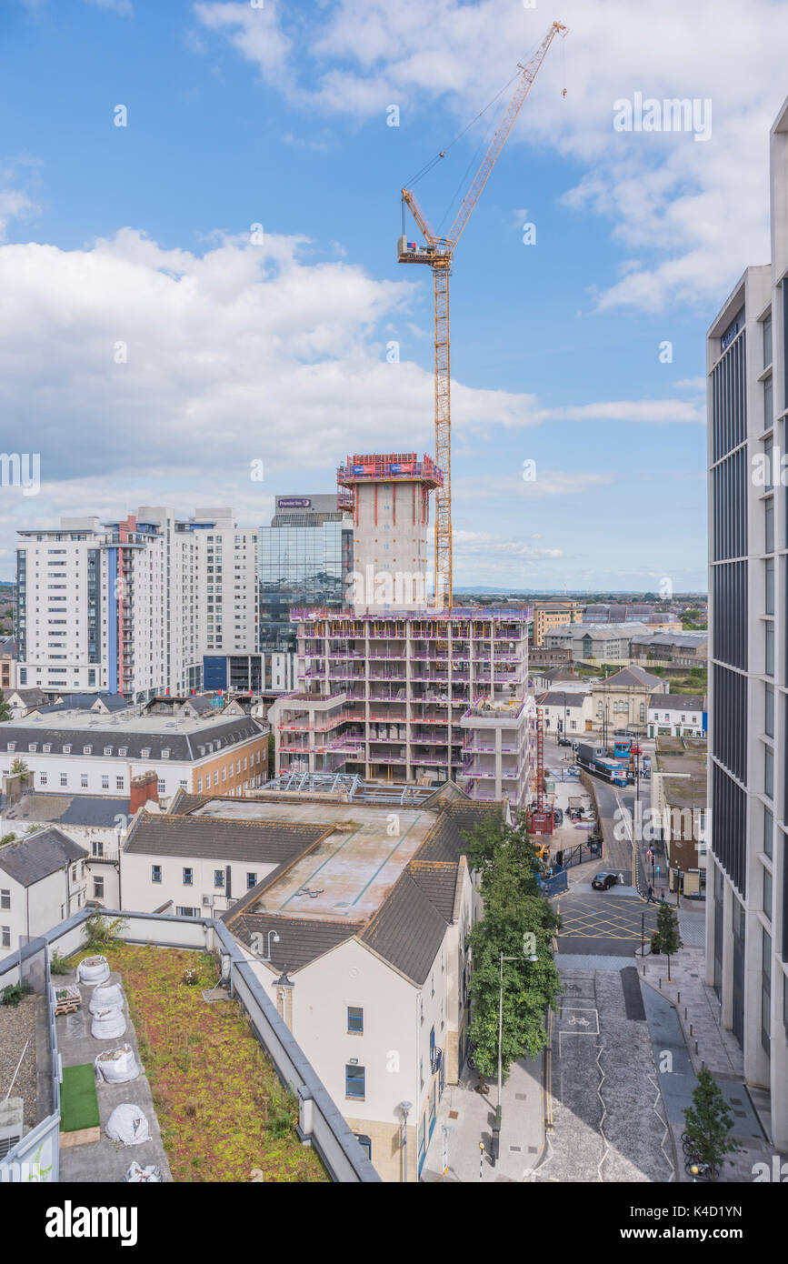 Construction site cardiff hi-res stock photography and images - Alamy