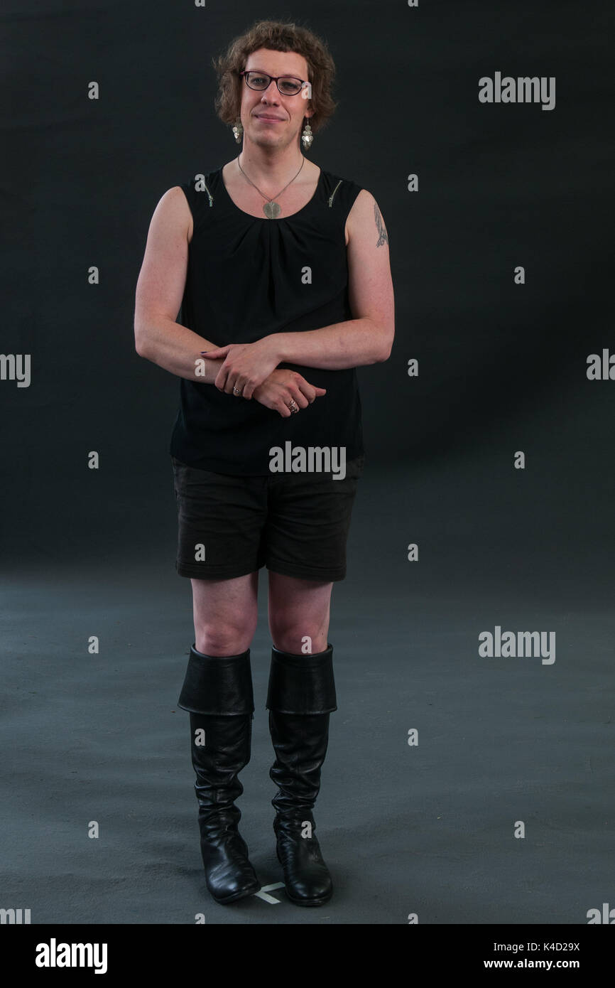 Edinburgh festival august performer hi-res stock photography and images ...