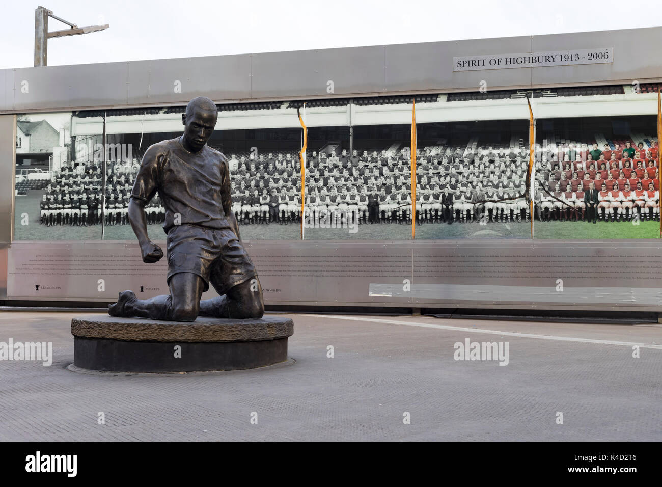 London, United Kingdom - 3 September 2017: View of the statue of ...