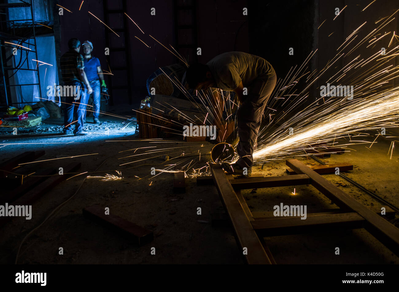 Metal sawing hi-res stock photography and images - Alamy