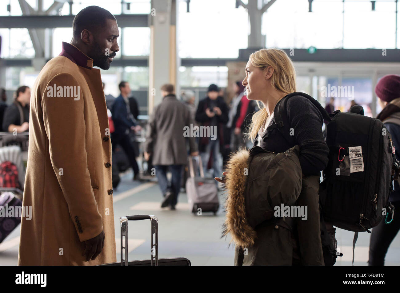 THE MOUNTAIN BETWEEN US, l-r: Idris Elba, Kate Winslet, 2017. ph: Kimberley French/TM and ...