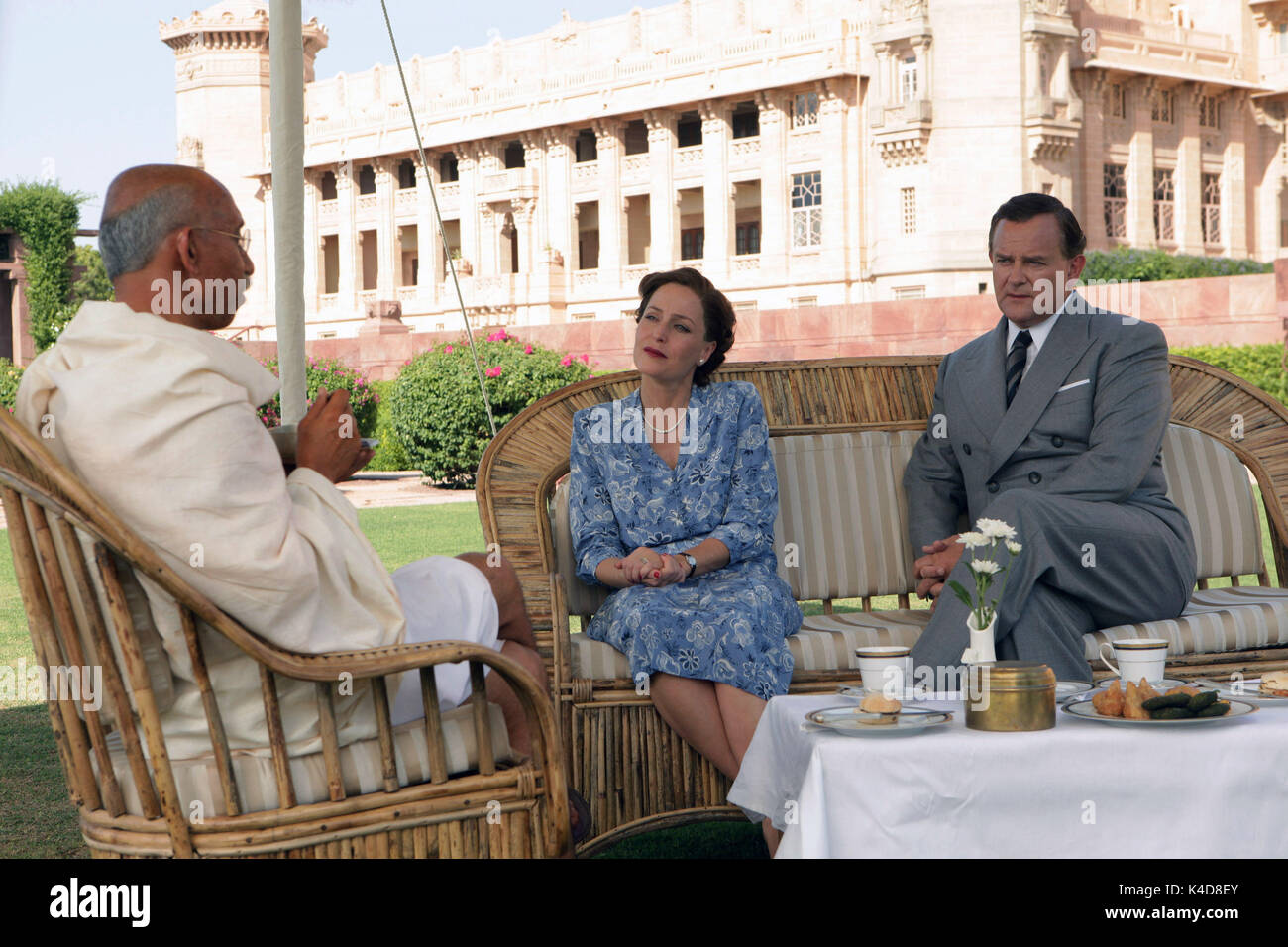 VICEROY'S HOUSE, from left, Neeraj Kabi as Mahatma Gandhi, Gillian ...